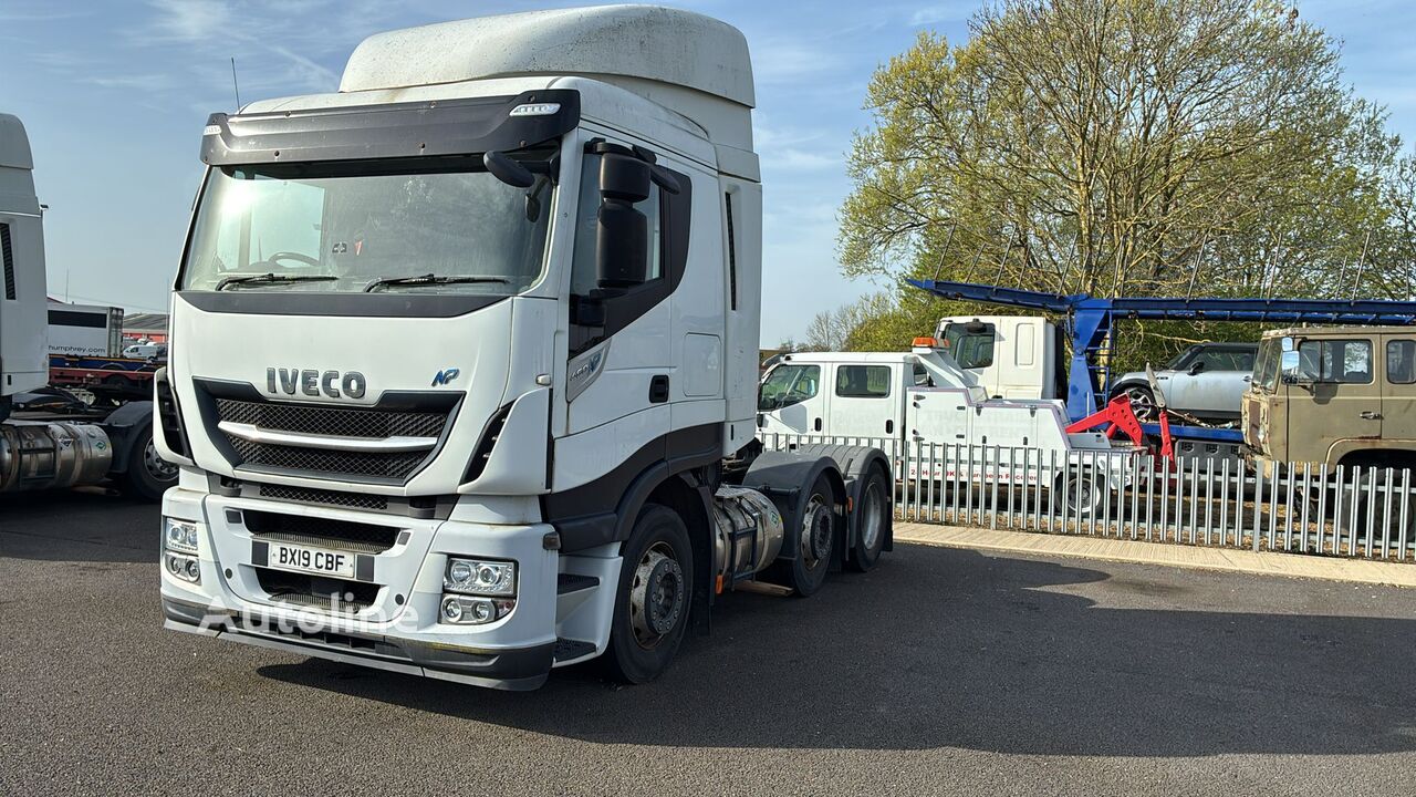 IVECO Stralis 460 LNG- GAS Rechtslenker tegljač