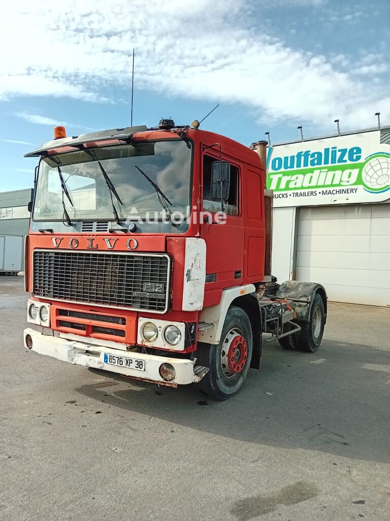 Volvo F12 tegljač