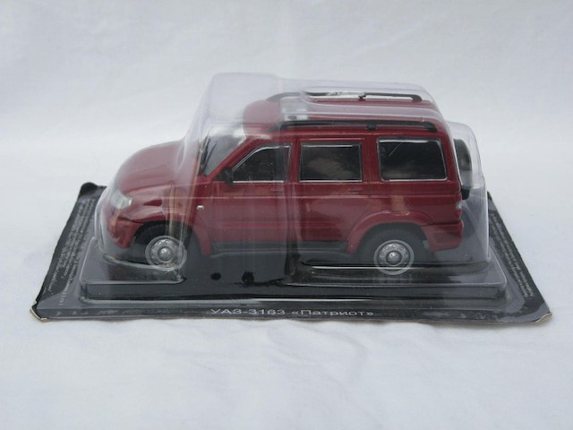 1:43 DeAgostini UAZ 3163 patriot
