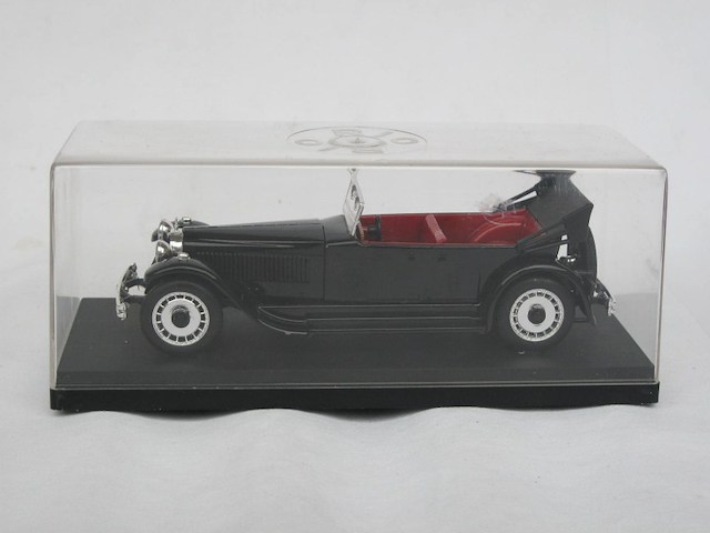 1:43 RIO bugatti royale 41 torpedo cabriolet