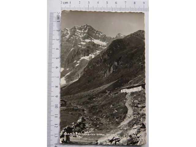 Karalm mit Habicht, Stubai, Tirol