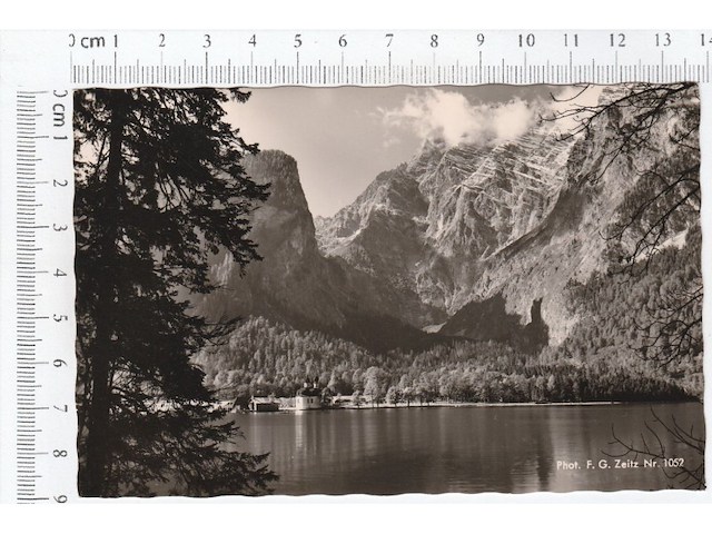 Am Königsee, St.Bartholomä mit Watzmann