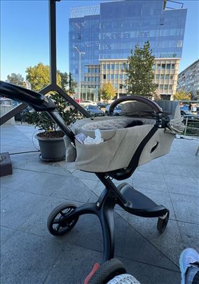 Stokke Xplory V6 2u1 (sa skafander on za zimu)