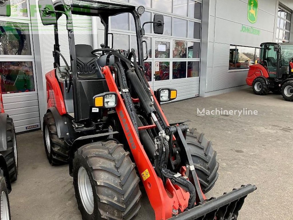 Manitou mla 3-25 mini bager