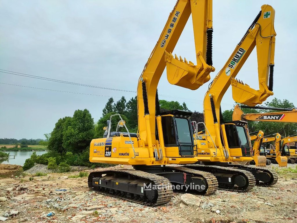Komatsu PC220 bager guseničar