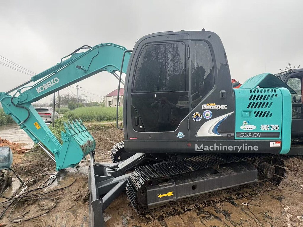 Kobelco SK75-8 bager guseničar