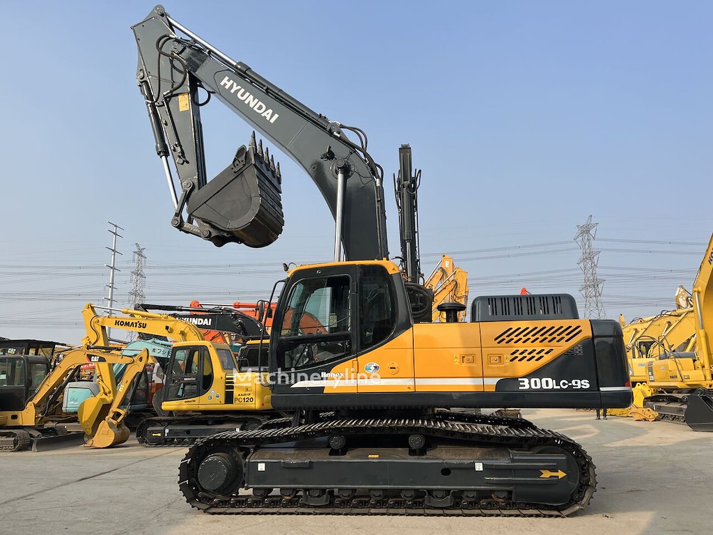 Hyundai R300LC-9S bager guseničar