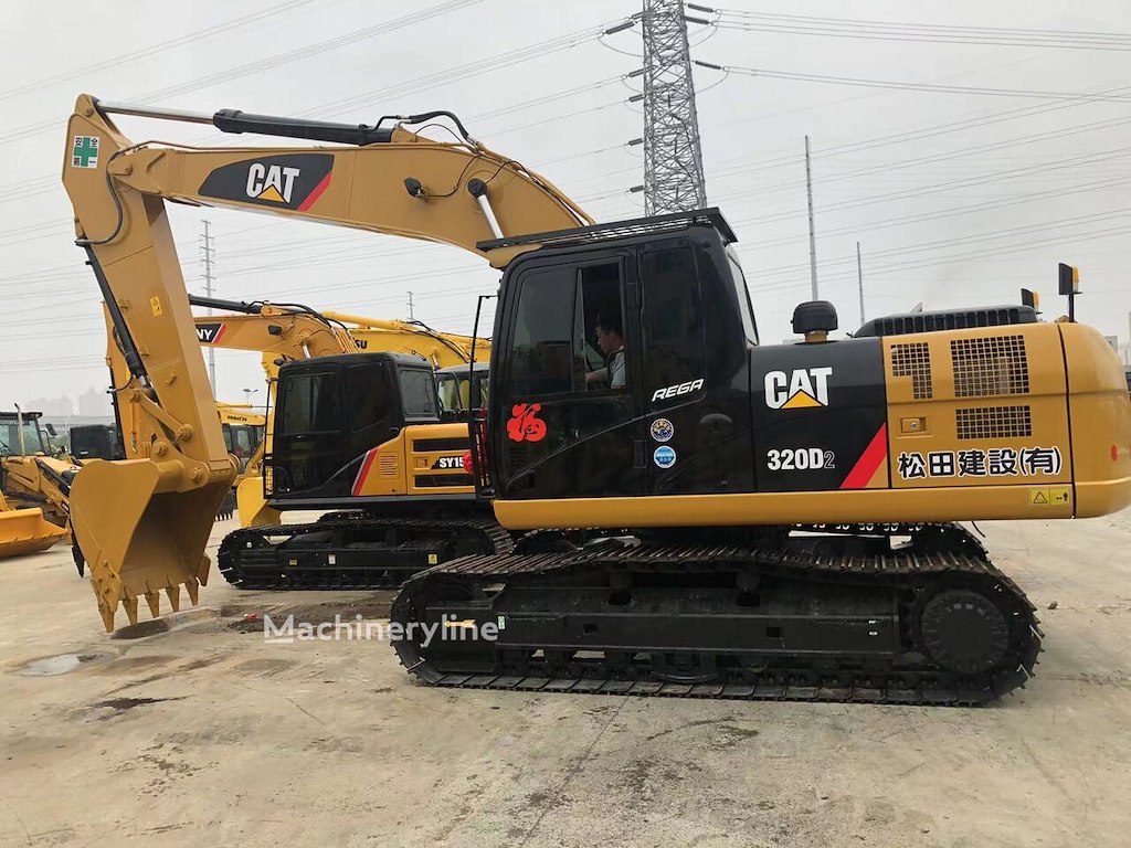 Caterpillar 320D bager guseničar