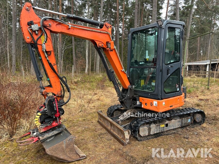 Prodaje se Indespension Zaxis 26U-5A CR mini bager na aukciji