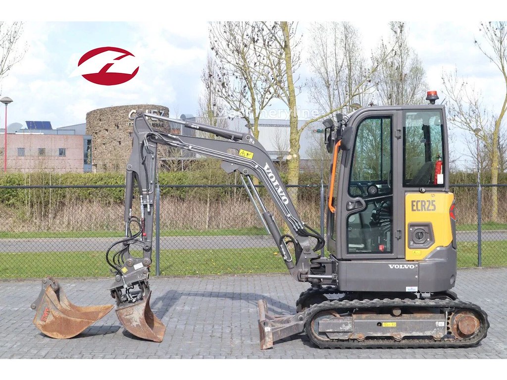 Volvo ECR25 ELECTRIC | JECR25D | TILTBUCKET | BUCKET | LOW HOURS bager guseničar