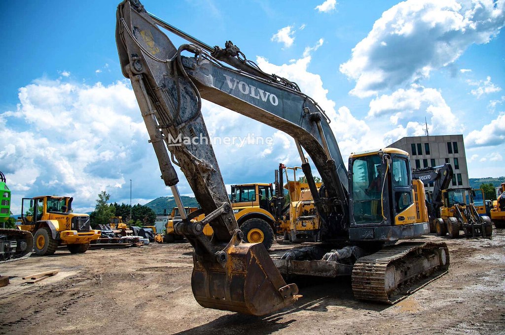 Volvo ECR235CL bager guseničar