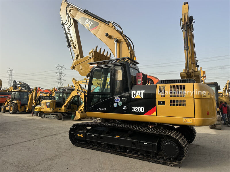 Caterpillar 320D bager guseničar