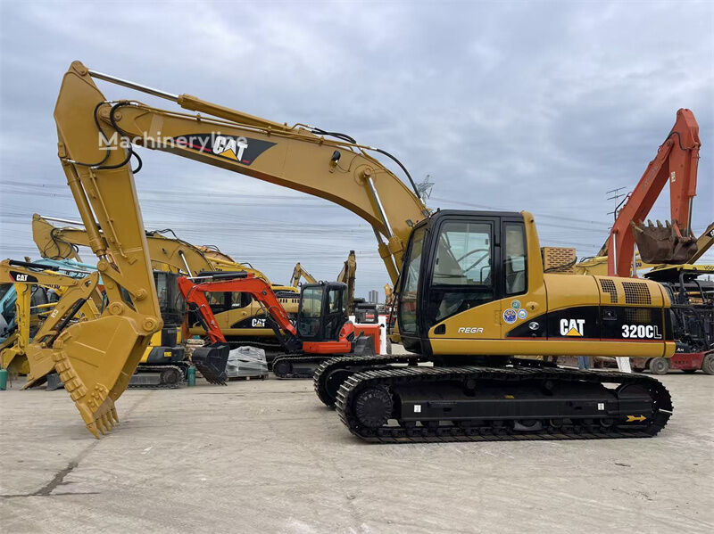 Caterpillar 320CL bager guseničar