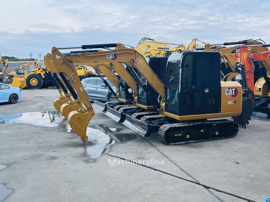 Caterpillar 306E2 bager guseničar