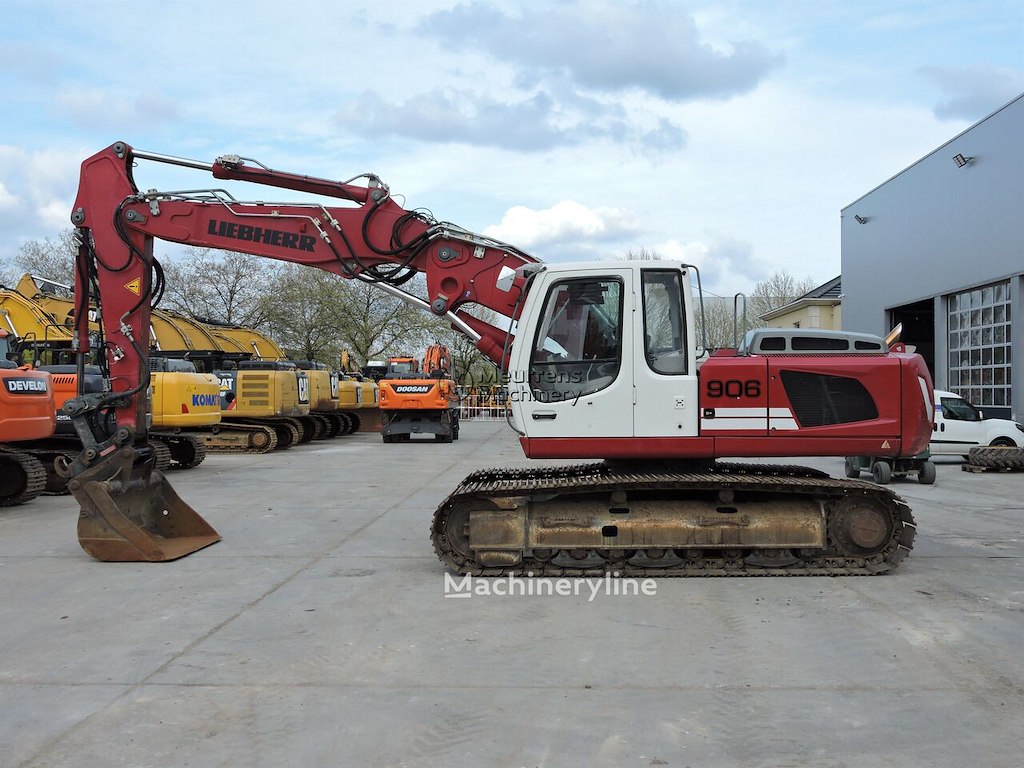 Liebherr R906 bager guseničar