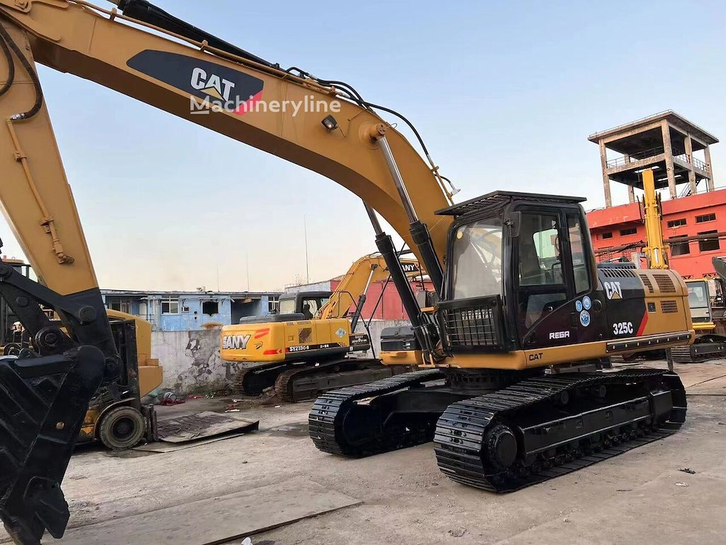 Caterpillar 325C bager guseničar