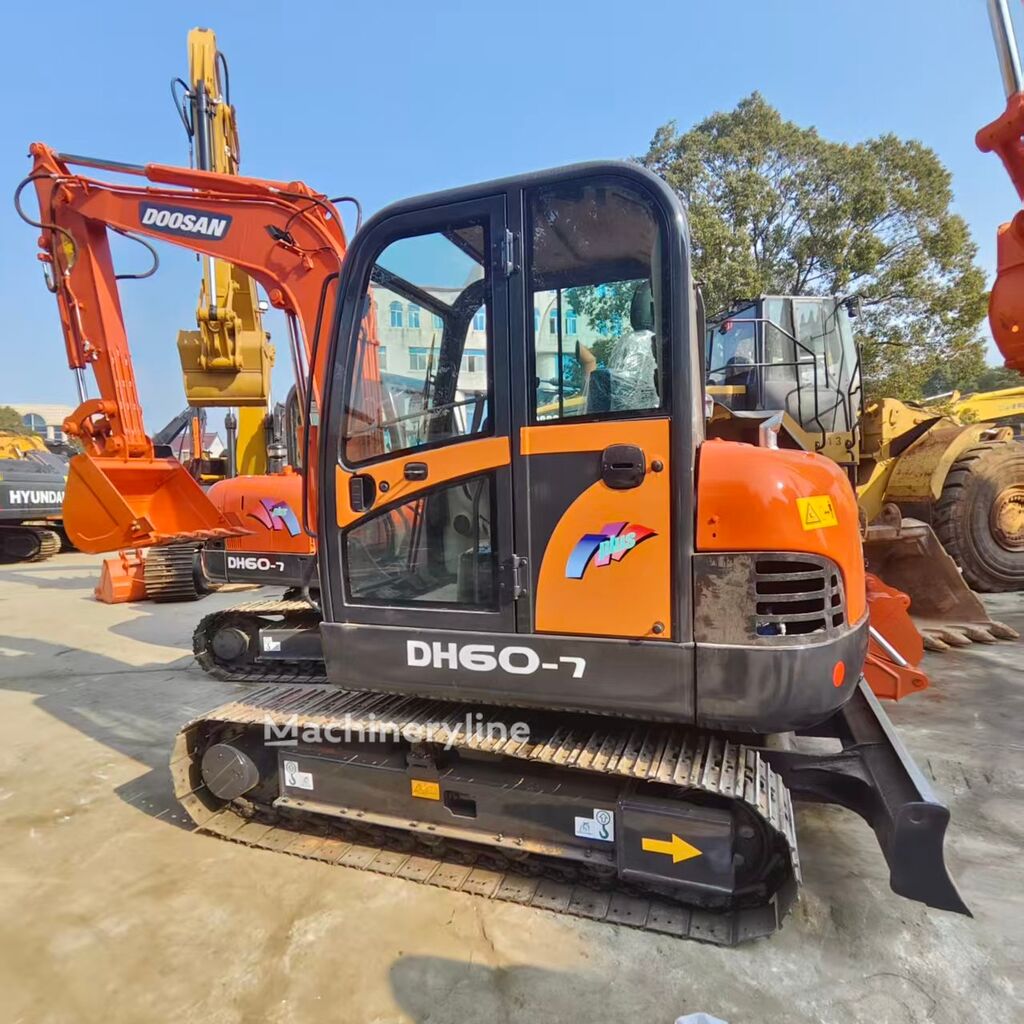 Doosan DH60-7 mini bager