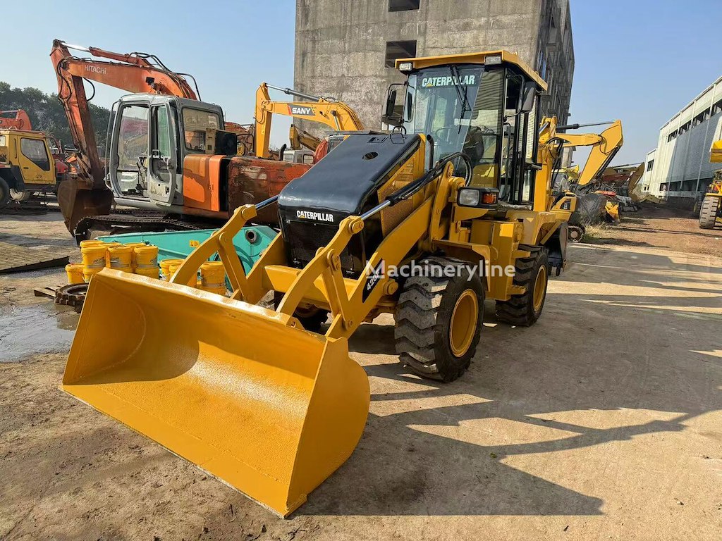 Caterpillar 420F bager-utovarivač