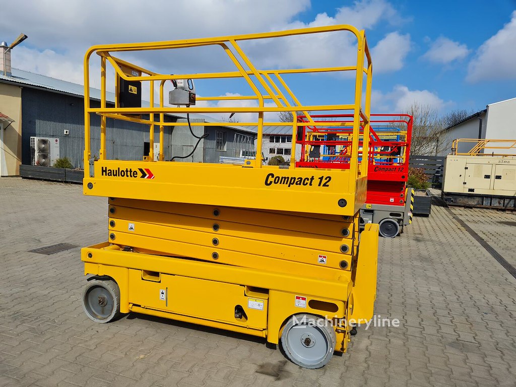 Haulotte Compact 12 makazasta platforma
