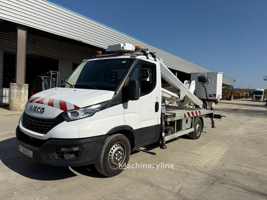 IVECO Daily 35-120 auto dizalica s korpom