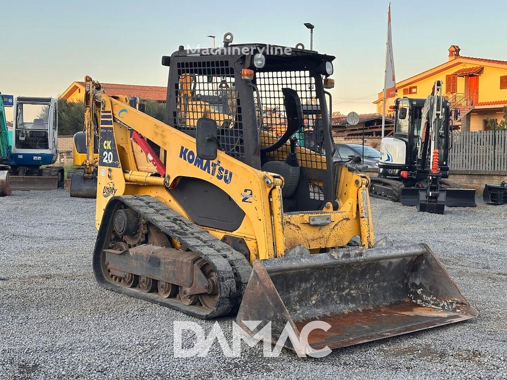 Komatsu CK20 mini utovarivač guseničar