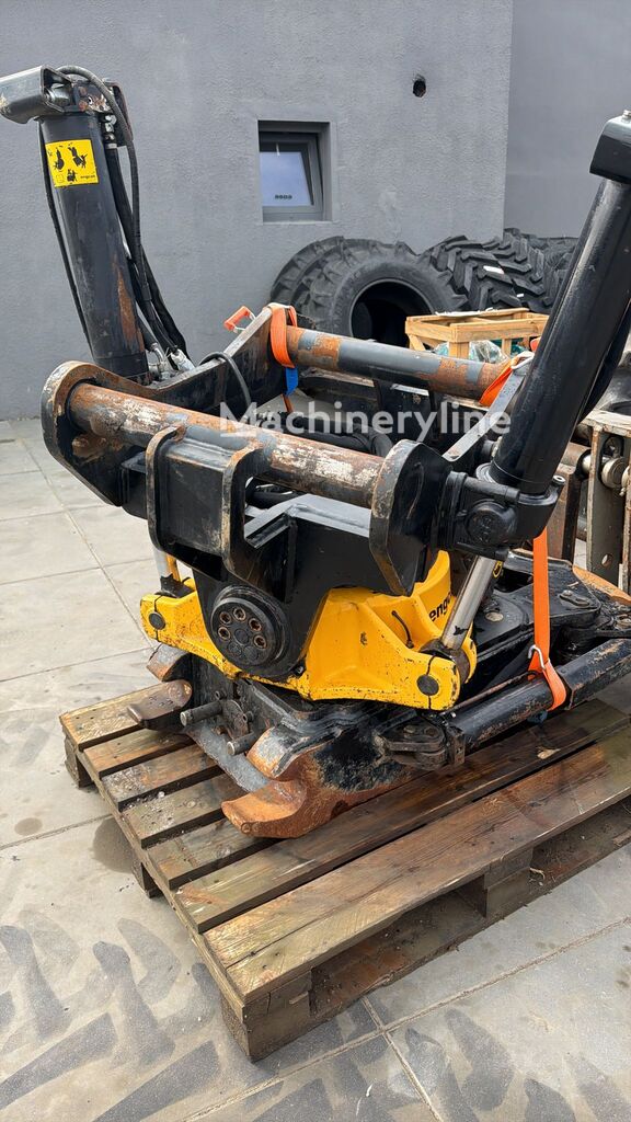 Engcon EX233PS-QS80GR30-DC2 tiltrotator