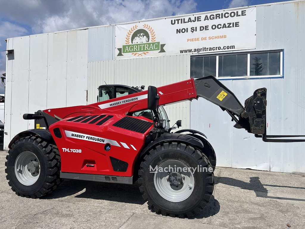 Massey Ferguson TH7038 teleskopski utovarivač