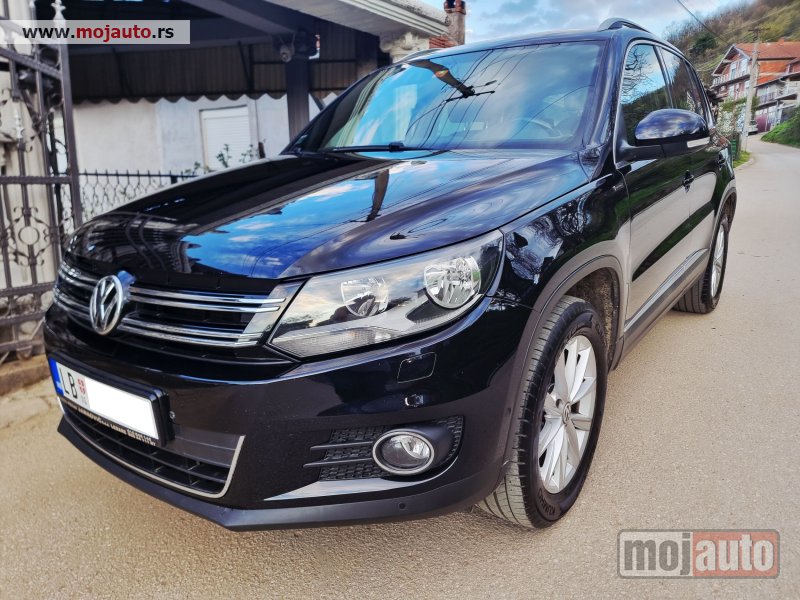 VW Tiguan 4x4 LOUNGE NOV