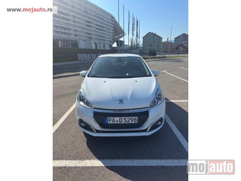 Peugeot 208 1.2