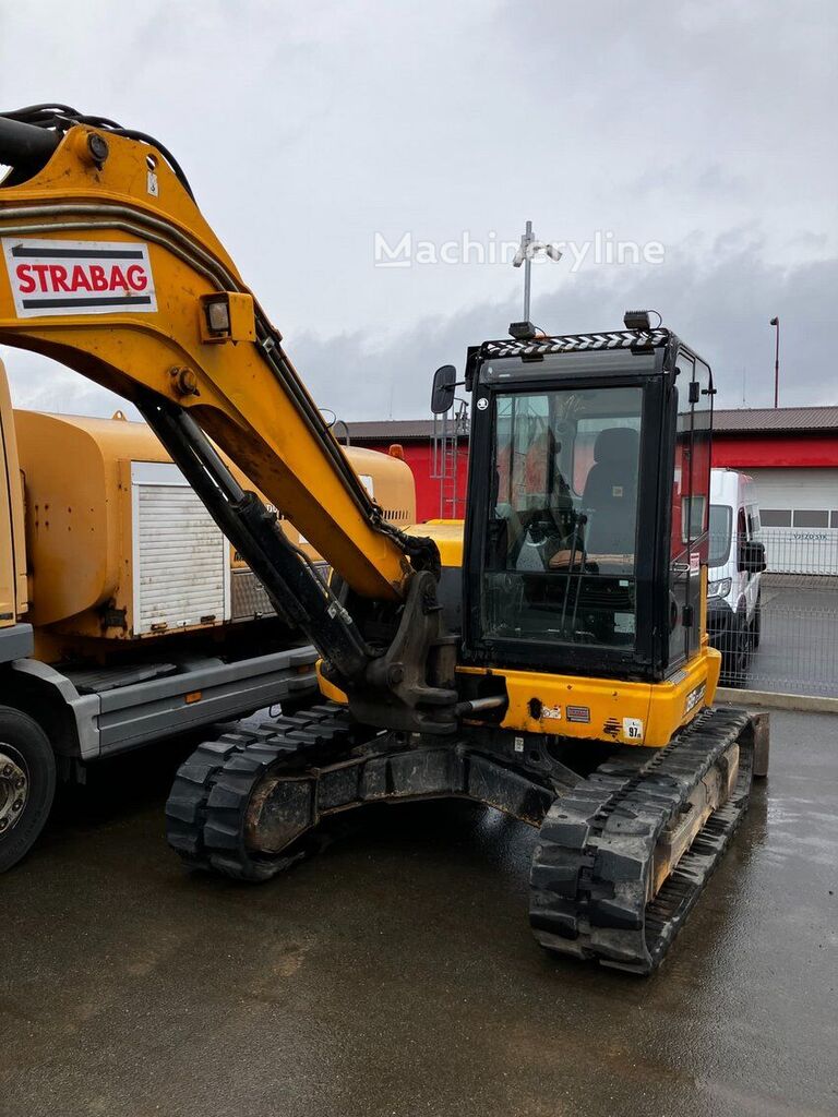 Prodaje se JCB 86C-1 bager guseničar na aukciji