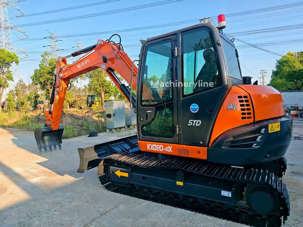 Kubota KX080 bager guseničar