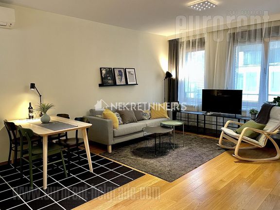 #50205, Izdavanje, Stan, KALENIĆ, 800 EUR