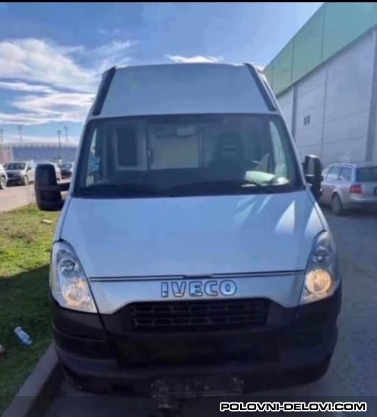 Iveco Daily Kompletan Auto U Delovima