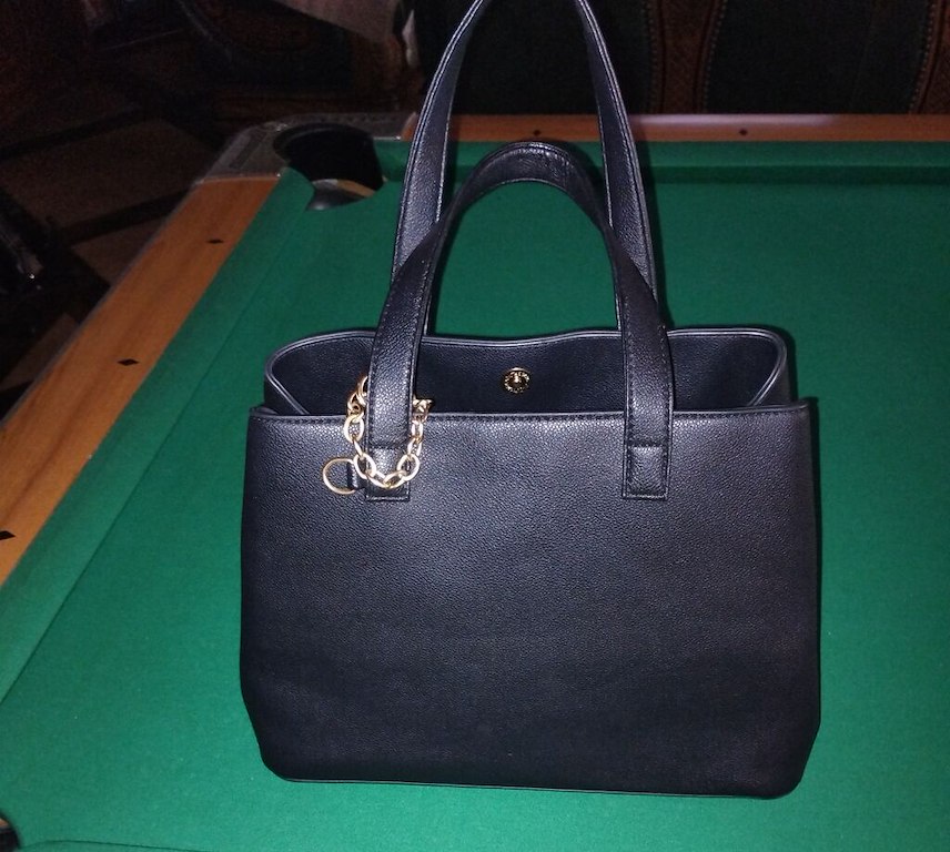 Torba nova nošena par puta