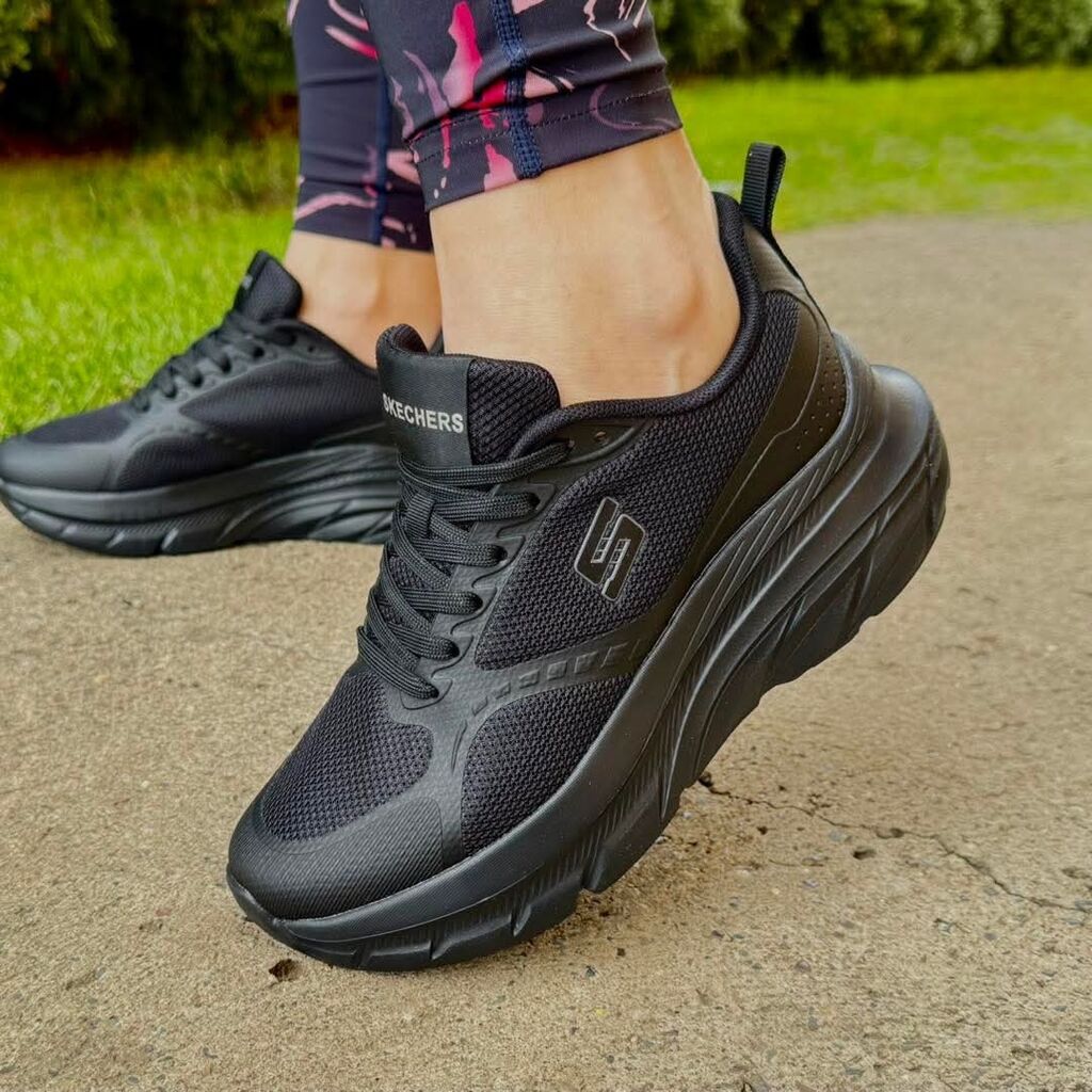 Nove skechers patike od 36 do 41 za samo 3500 din
