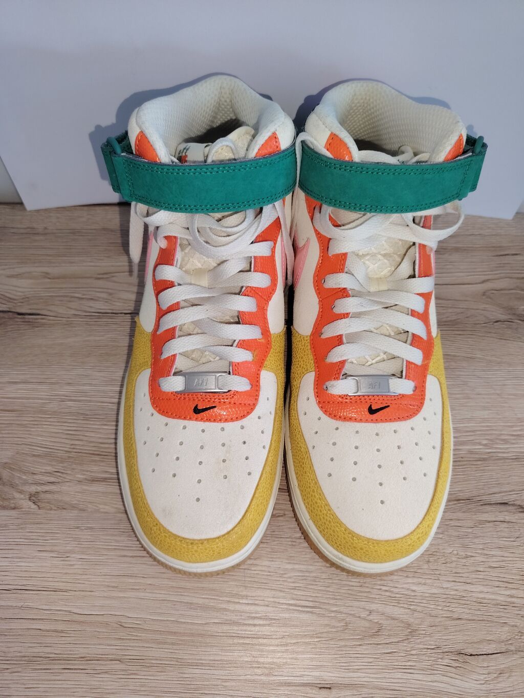 Nike Air Force 1 Mid – šarene patike sa kaišem oko zgloba UG 28cm