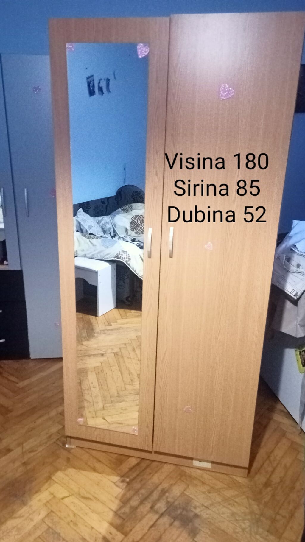 Dvoslojni garderober sa ogledalom - Dimenzije: visina 180 cm, širina