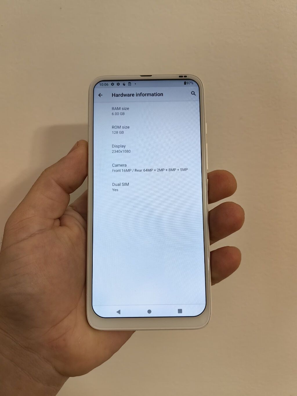 Motorola One fusion plus dual sim sim free. Telefon ima 6/128gb