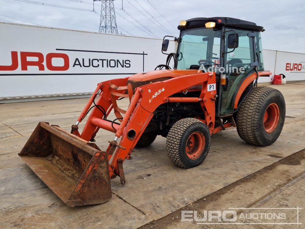 Prodaje se Kubota L5240 traktor točkaš na aukciji