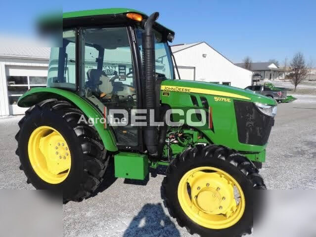 Novi John Deere 5075E traktor točkaš