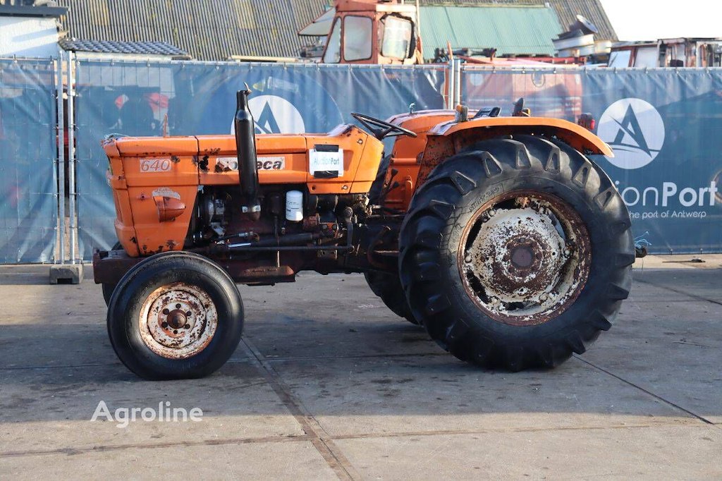 Prodaje se Fiat Someca 640 traktor točkaš na aukciji