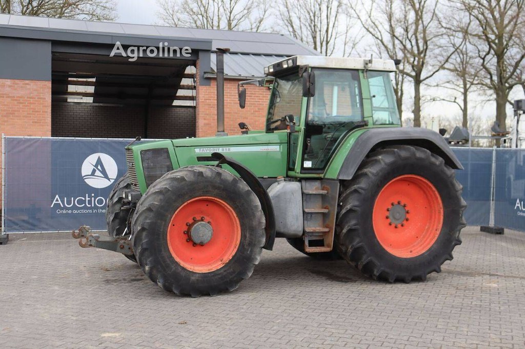 Prodaje se Fendt 818 traktor točkaš na aukciji