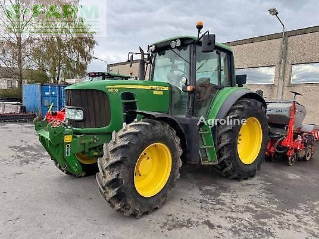 John Deere 6830 premium traktor točkaš