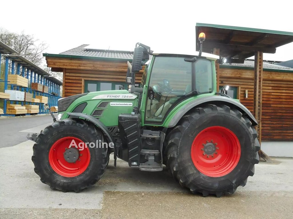Fendt 724 vario traktor točkaš