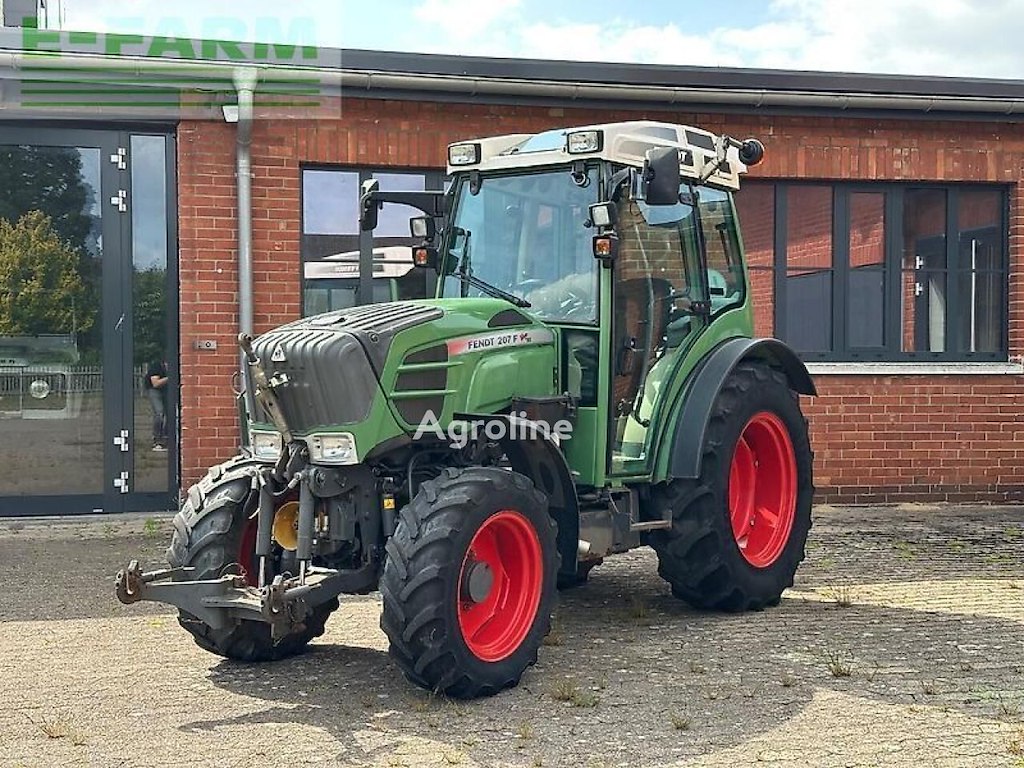Fendt 207 f vario traktor točkaš