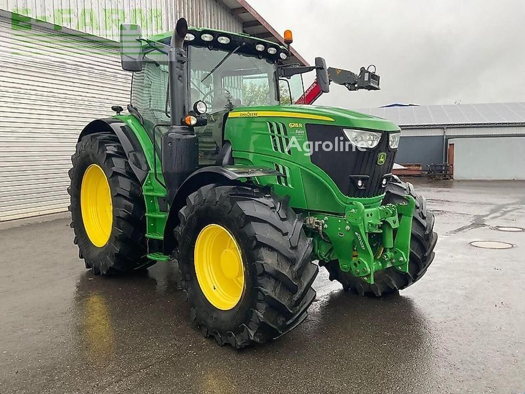 John Deere 6215r traktor točkaš