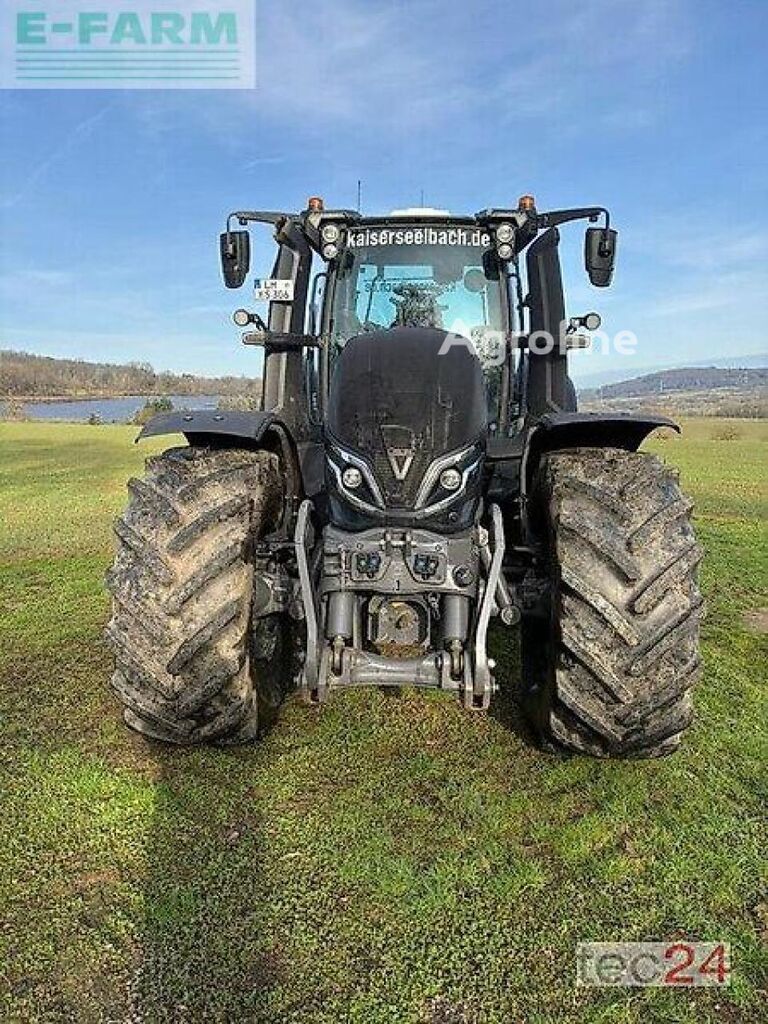 Valtra q305 traktor točkaš