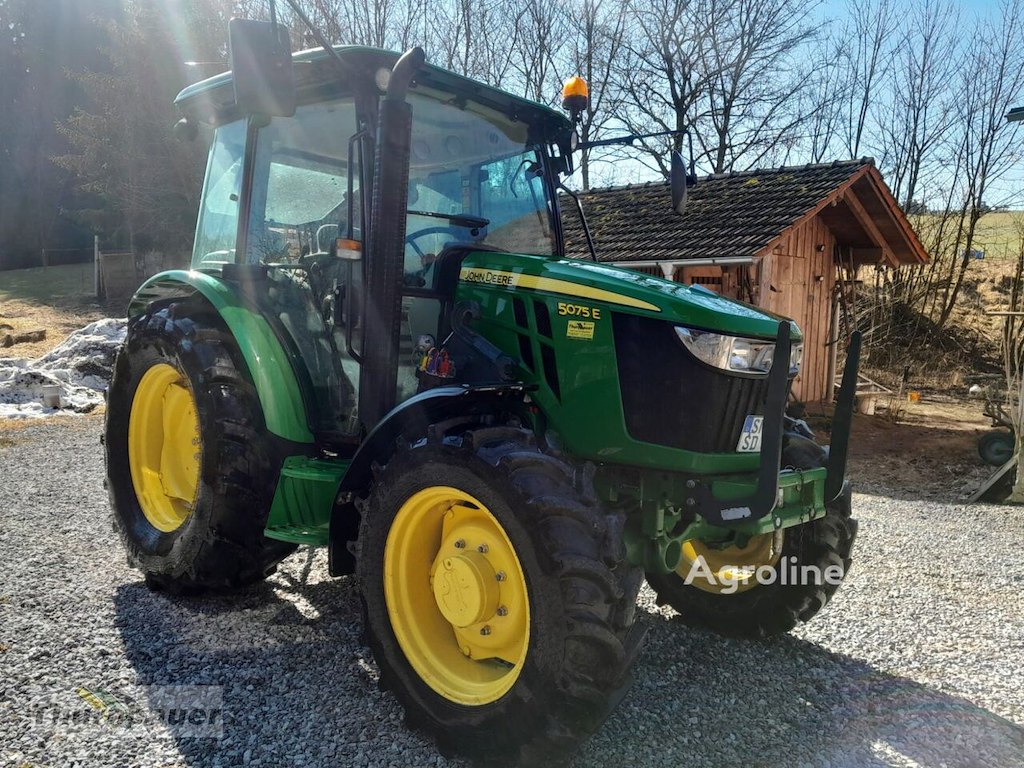 John Deere 5075 E traktor točkaš