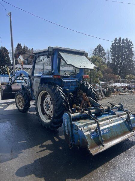 Iseki TRACTOR(ISEKI) traktor točkaš