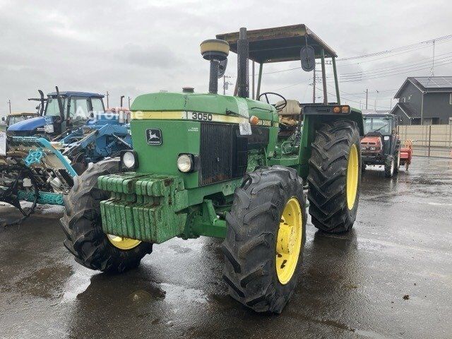 John Deere TRACTOR traktor točkaš